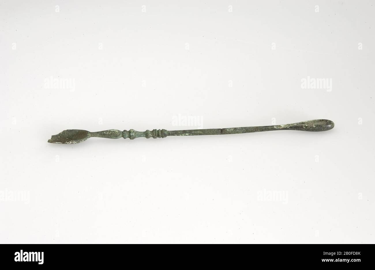 Elongated bronze spoon hi-res stock photography and images - Alamy