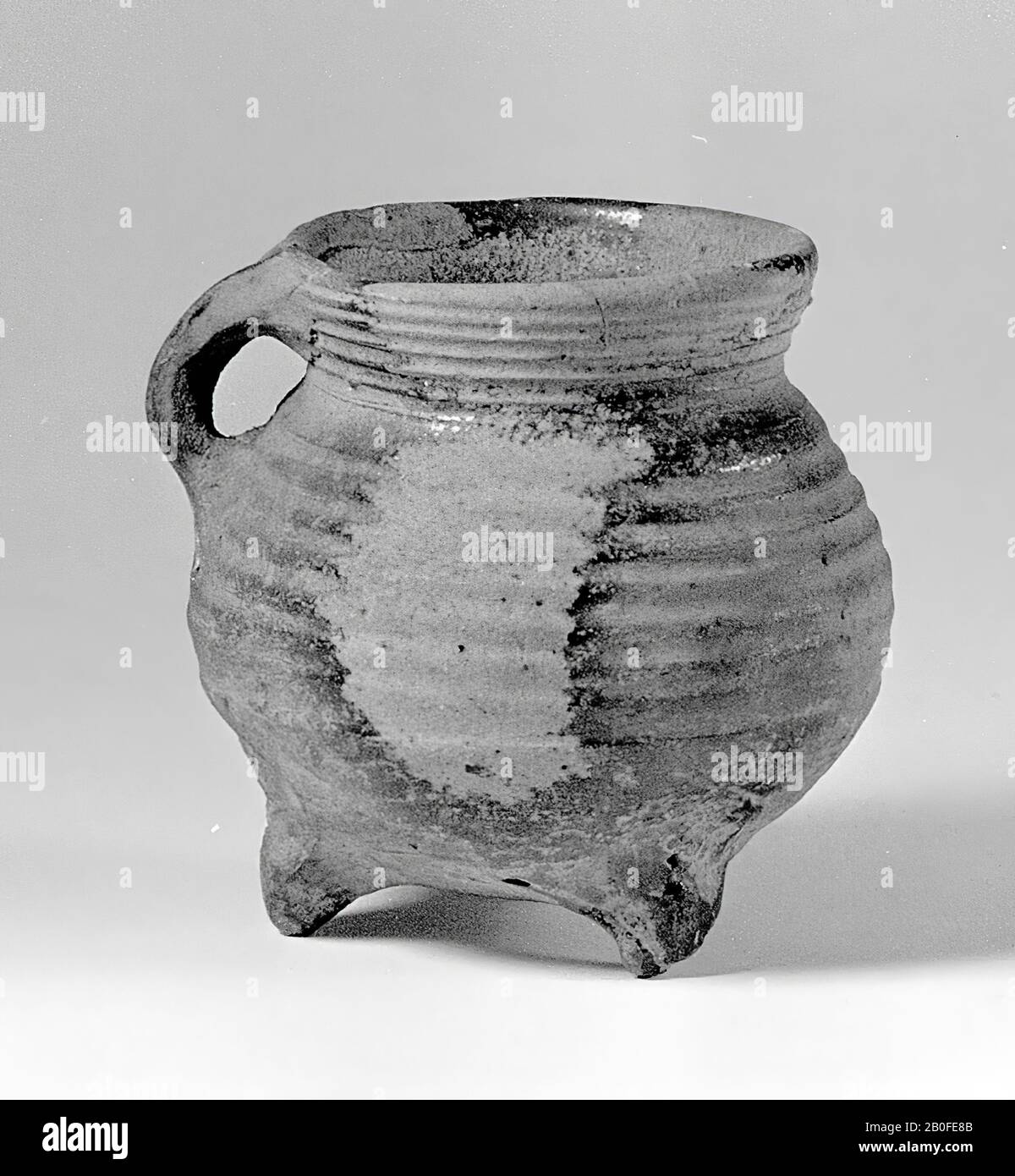 Proto stoneware pottery hi-res stock photography and images - Alamy