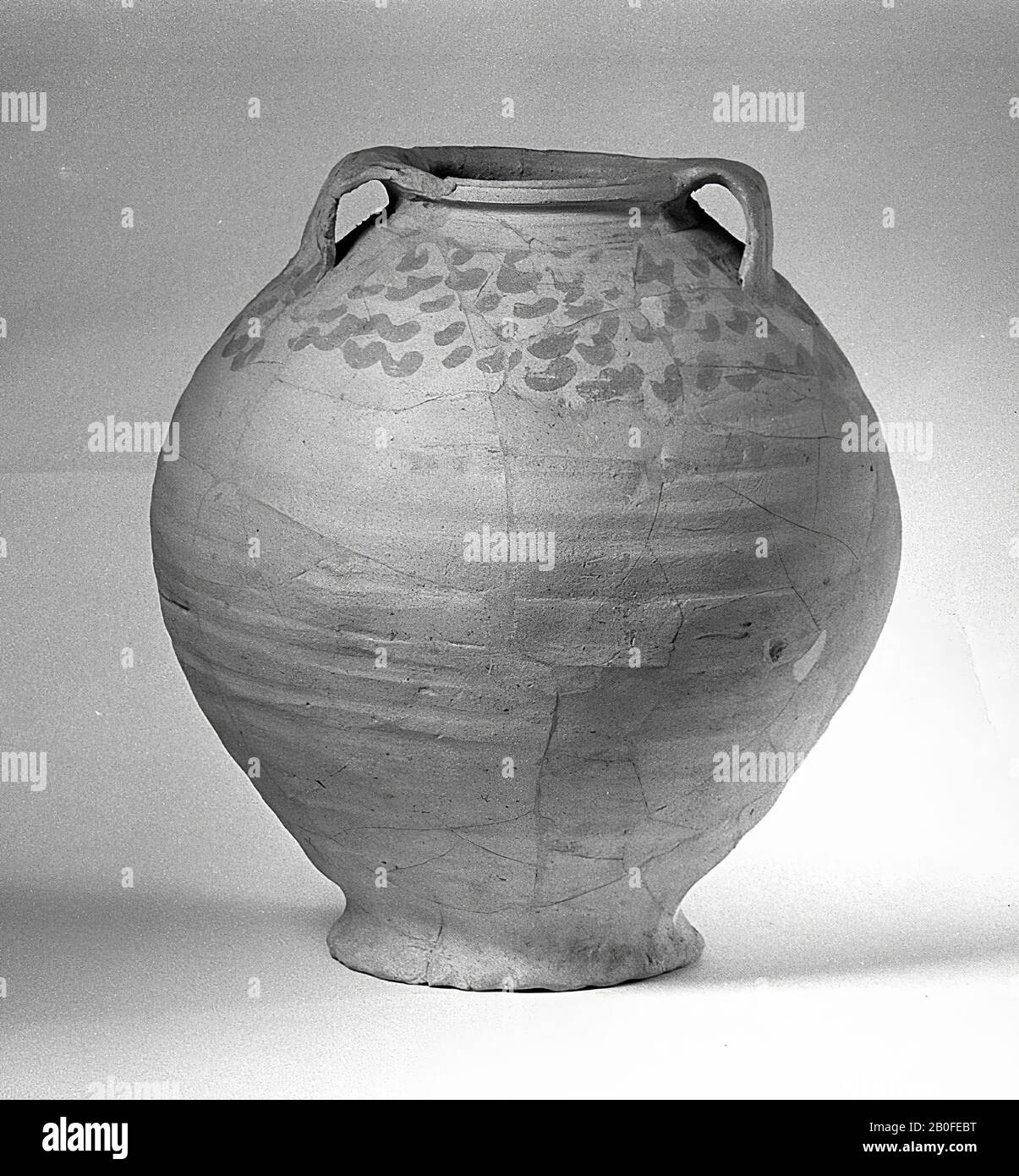 Carolingian pot hi-res stock photography and images - Alamy