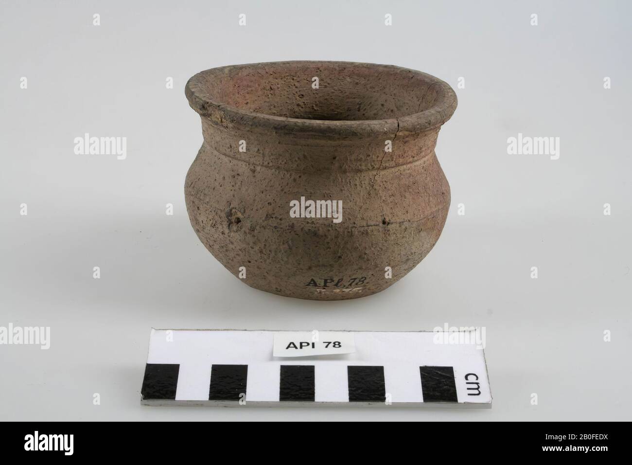 Conical groove hi-res stock photography and images - Alamy