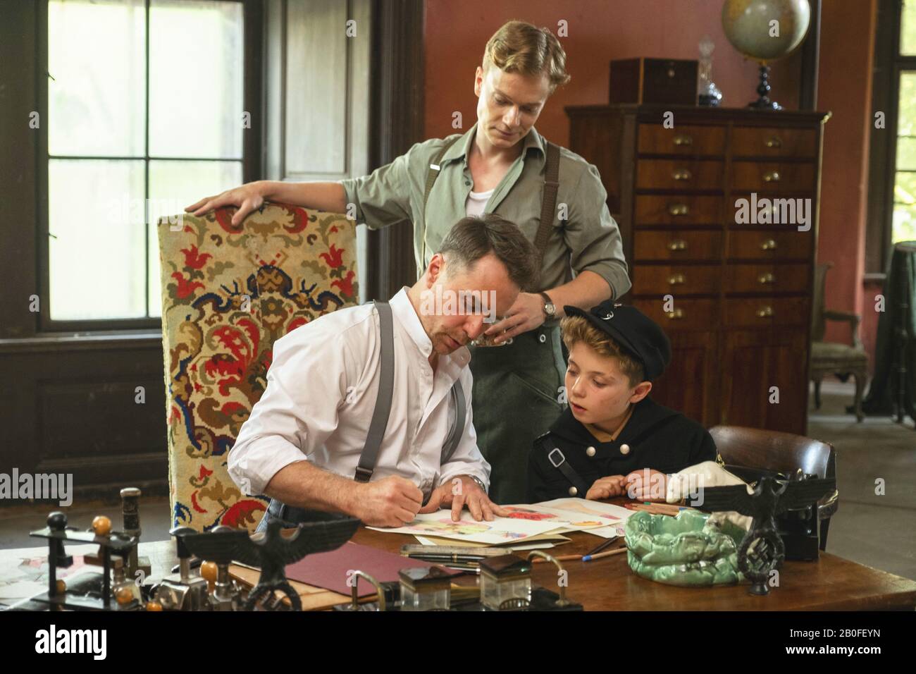 Jojo Rabbit Year : 2019 USA Director : Taika Waititi Sam Rockwell ... Jojo Rabbit Year : 2019 USA Director : Taika Waititi Sam Rockwell ...