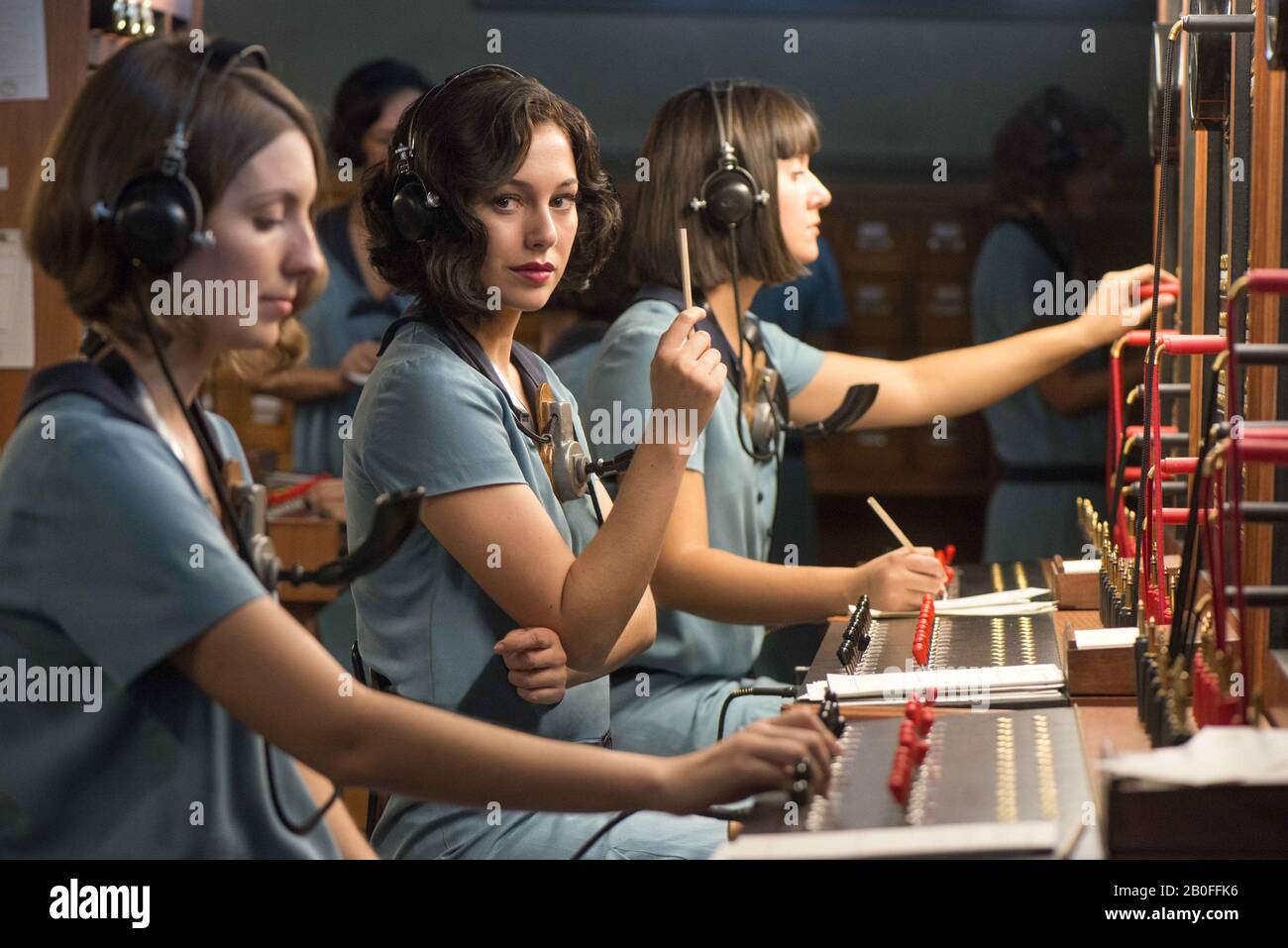 Las chicas del cable TV Series (2017-) Spain Created by Ramon Campos ...