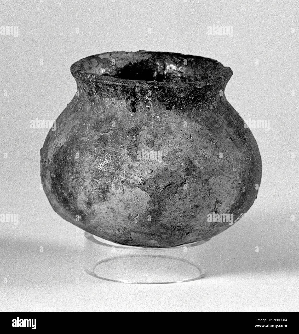 Saxon ball pottery hi-res stock photography and images - Alamy