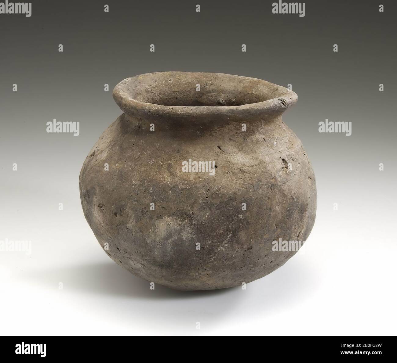 ball pot, brown-gray, pot, ball pot, earthenware, ball pot, height: 12 ...