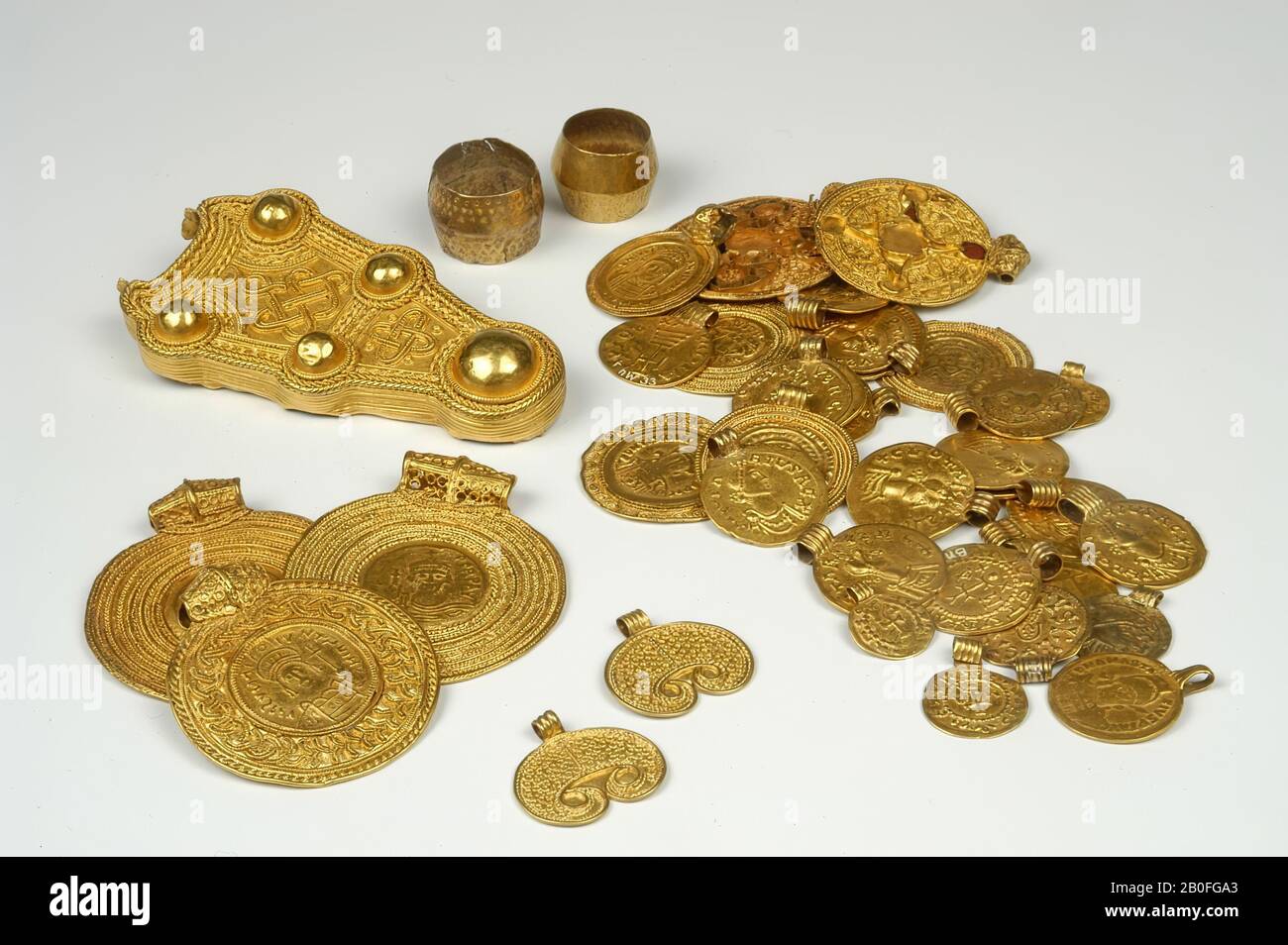 575 grams hi-res stock photography and images - Alamy