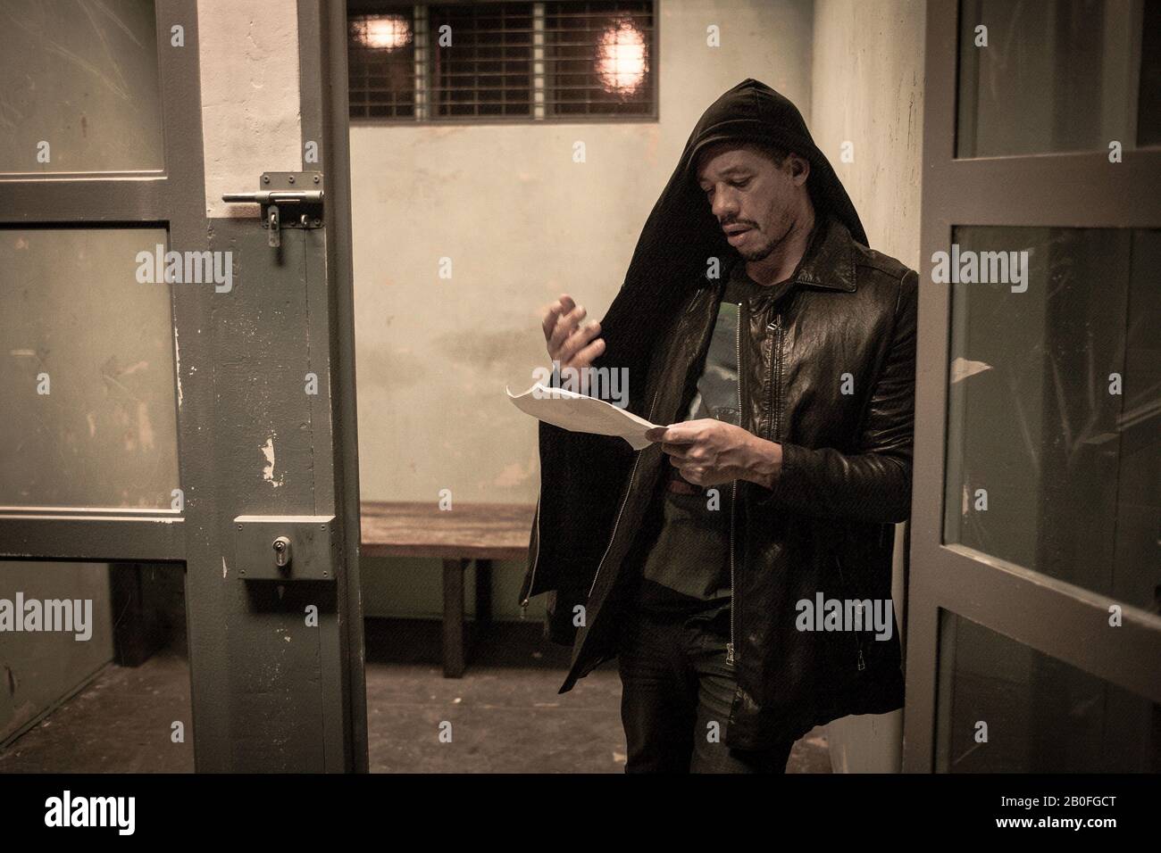 Do Not Disturb Year : 2012 France Director : Ivan Attal JoeyStarr ...