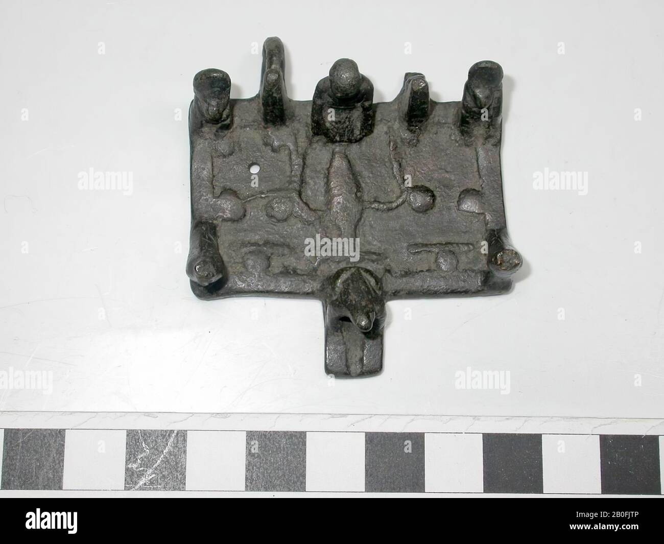 sacrificial table, male, baboon, frog, falcon, solar disk ...