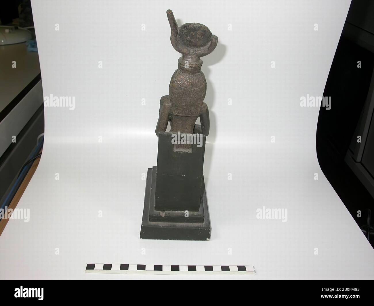 statue, Isis, Horuskind, horn, uraeus, solar disk, bronze, goddess ...