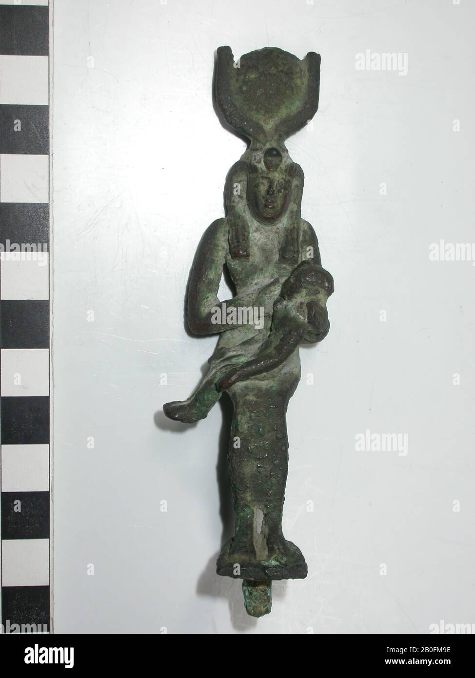 statue, Isis, Horuskind, solar disk, uraeus, pschent, bronze, goddess ...