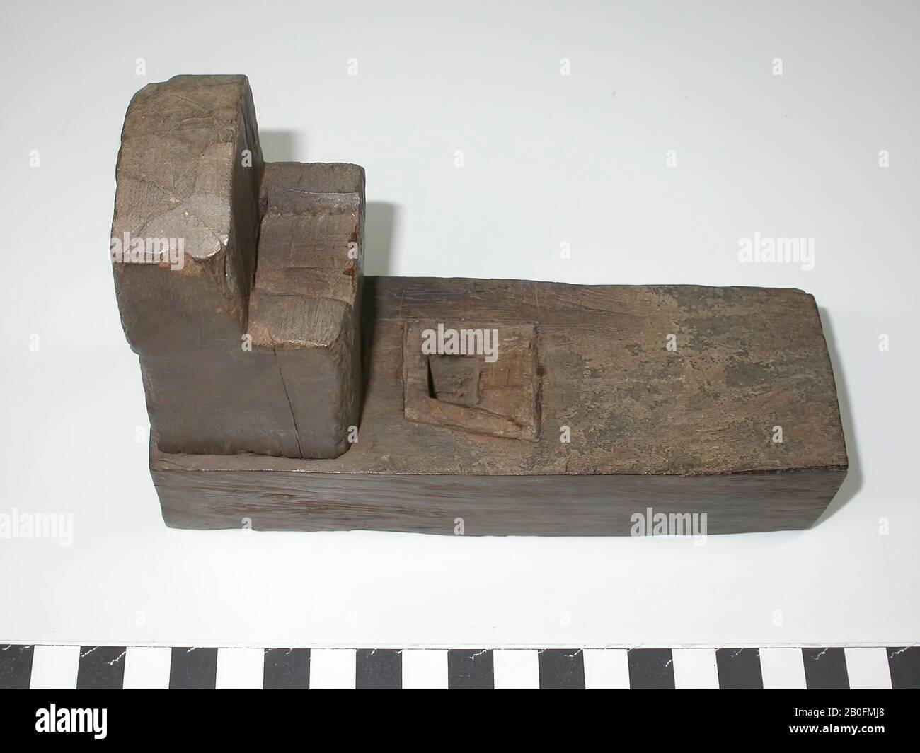 Bronze statue of isis hi-res stock photography and images - Alamy