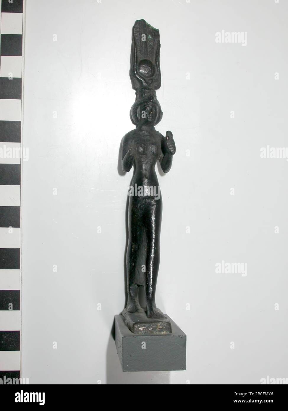 statue, Chrodoeanch, standing, uraeus, sun disc, horn, bronze, goddess ...