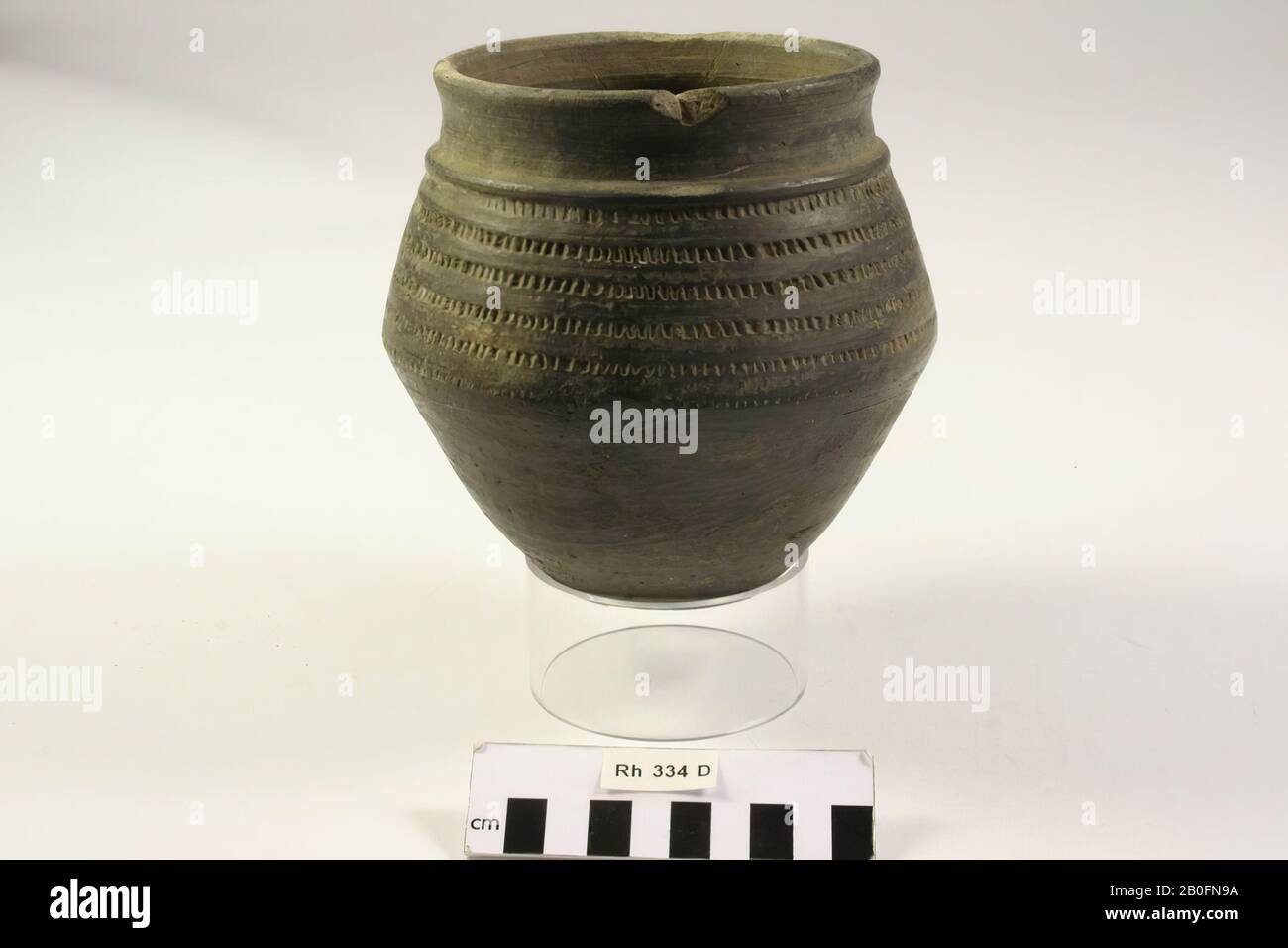 Knuckle jar of smooth-walled, Frankish earthenware, biconical with rad ...
