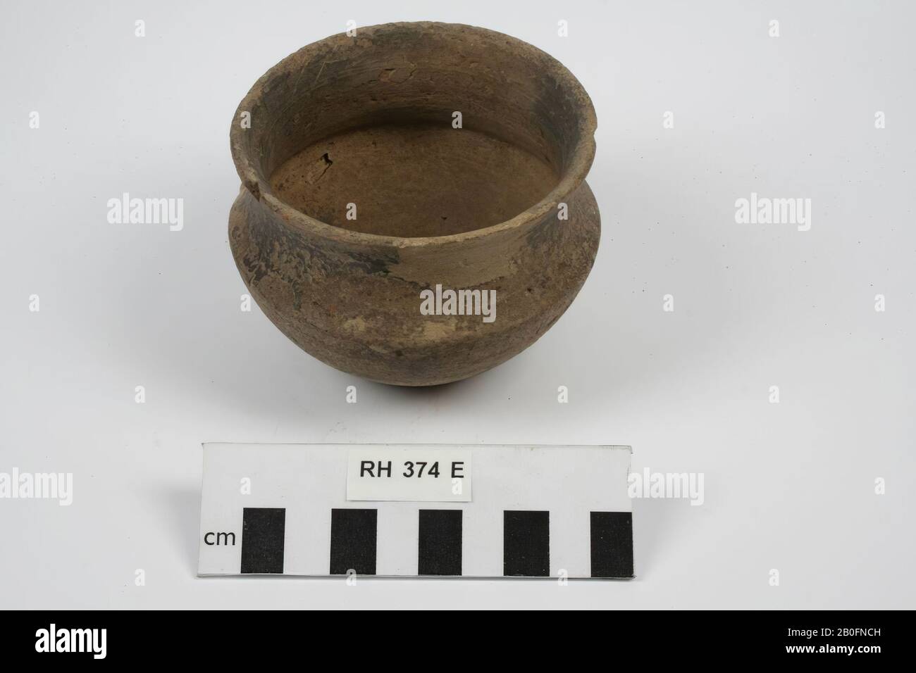 Concave convex hi-res stock photography and images - Alamy