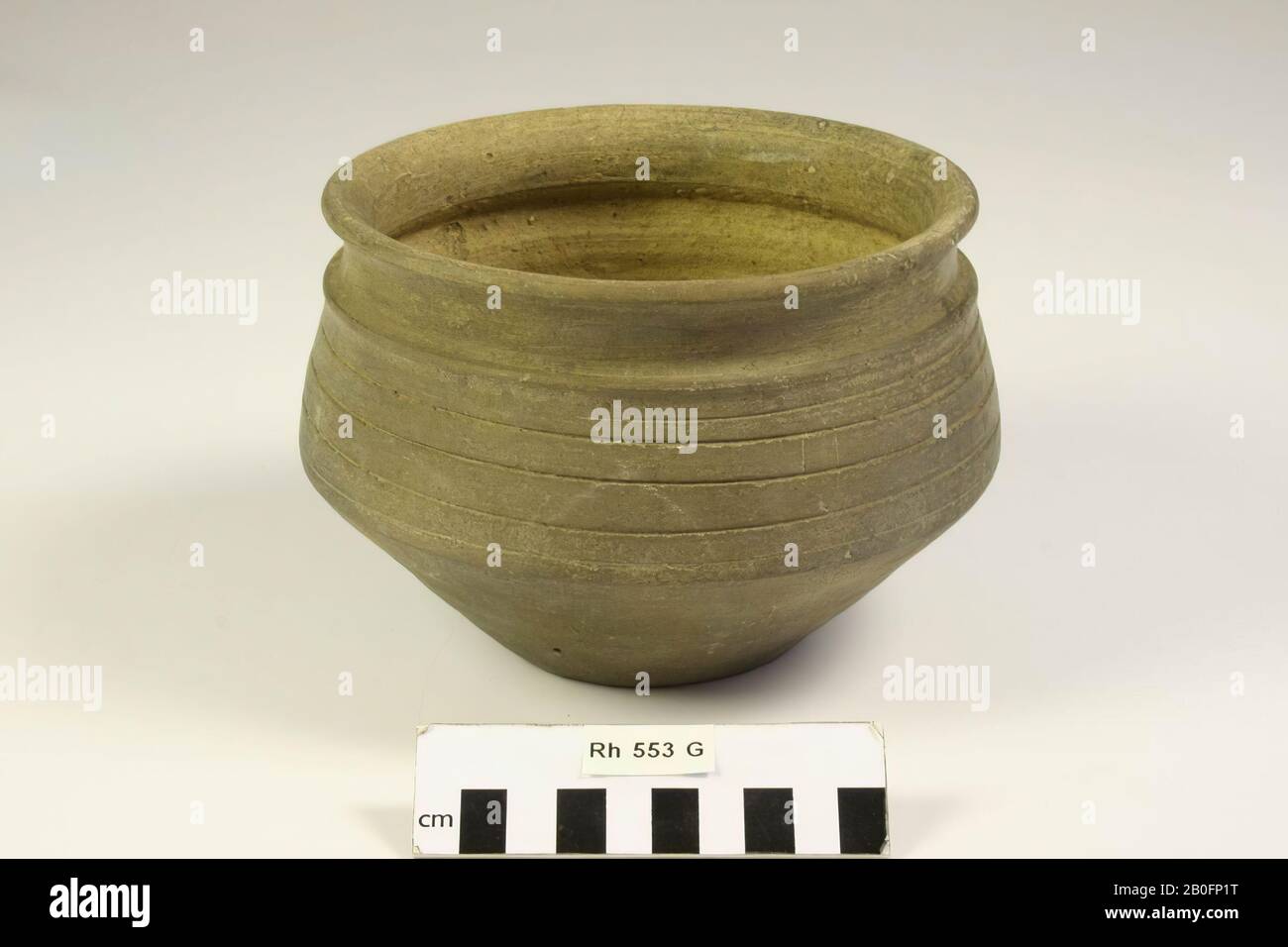 Circumferential groove hi-res stock photography and images - Alamy