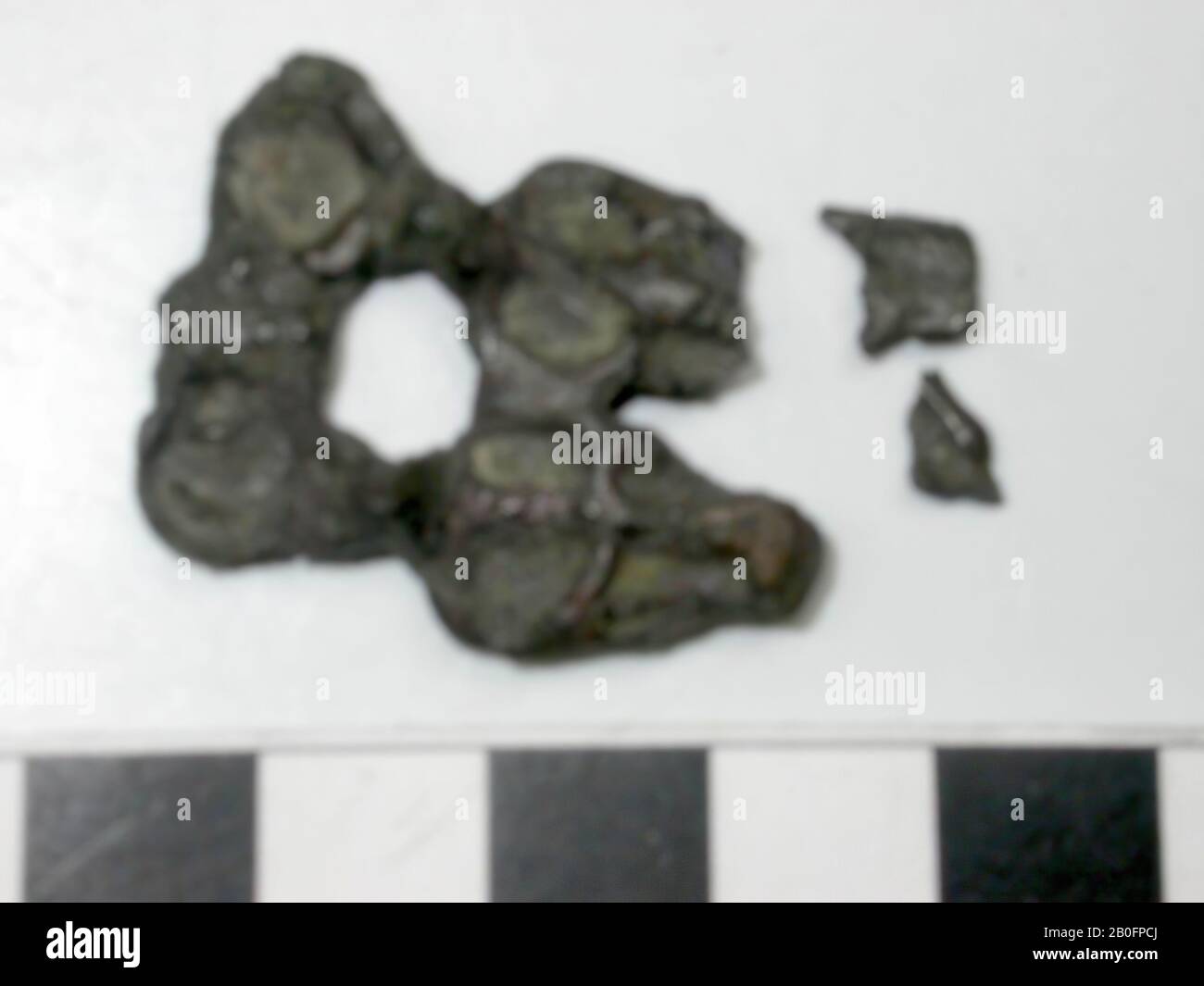 double statue, serpent, solar disk, bronze, reptile, bronze, 4 cm, Late ...