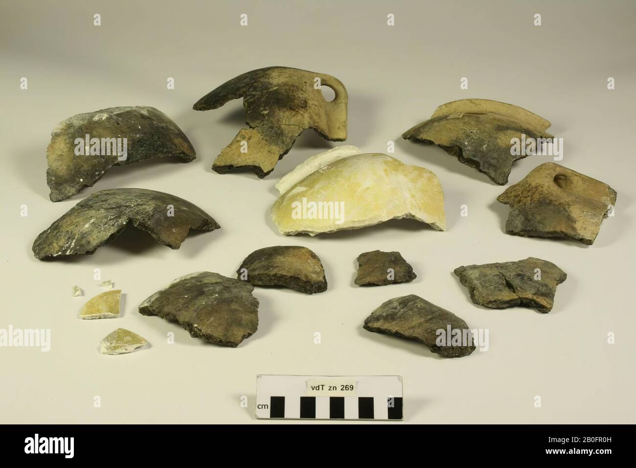 Ball spot fragments hi-res stock photography and images - Alamy