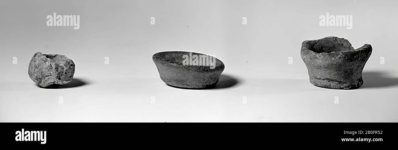 Cylindrical crucible hi-res stock photography and images - Alamy