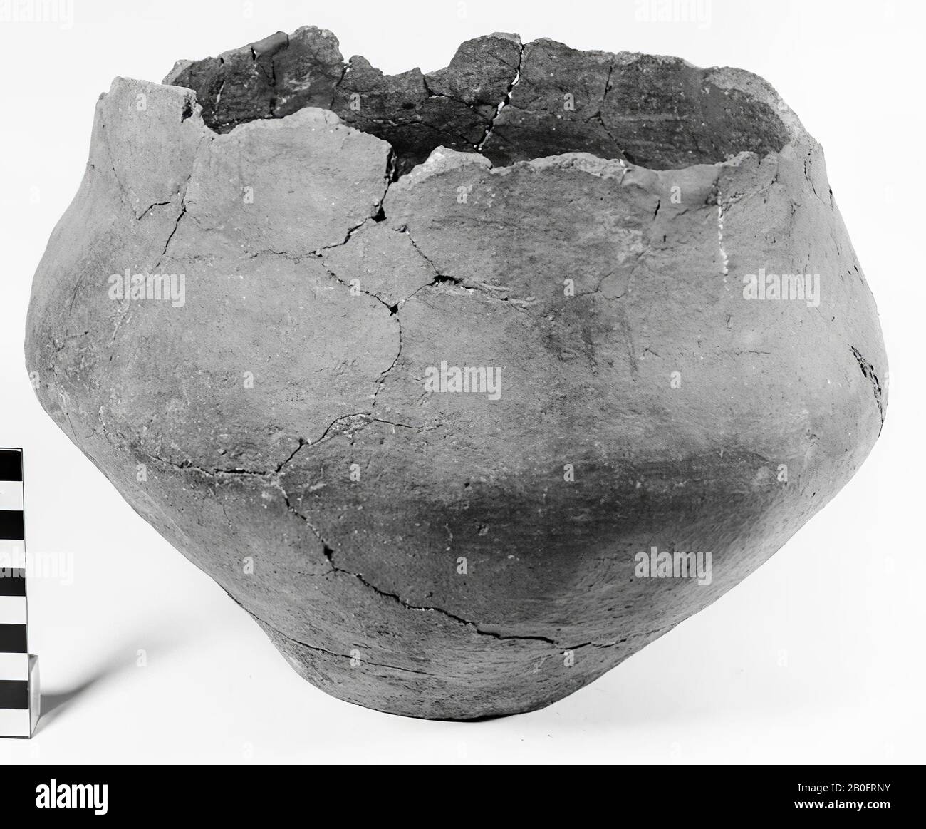 Pot marks hi-res stock photography and images - Alamy