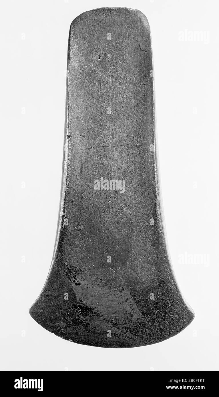 bronze ax, ax, metal, bronze, length: 8.5 cm, prehistory -2000 Stock ...