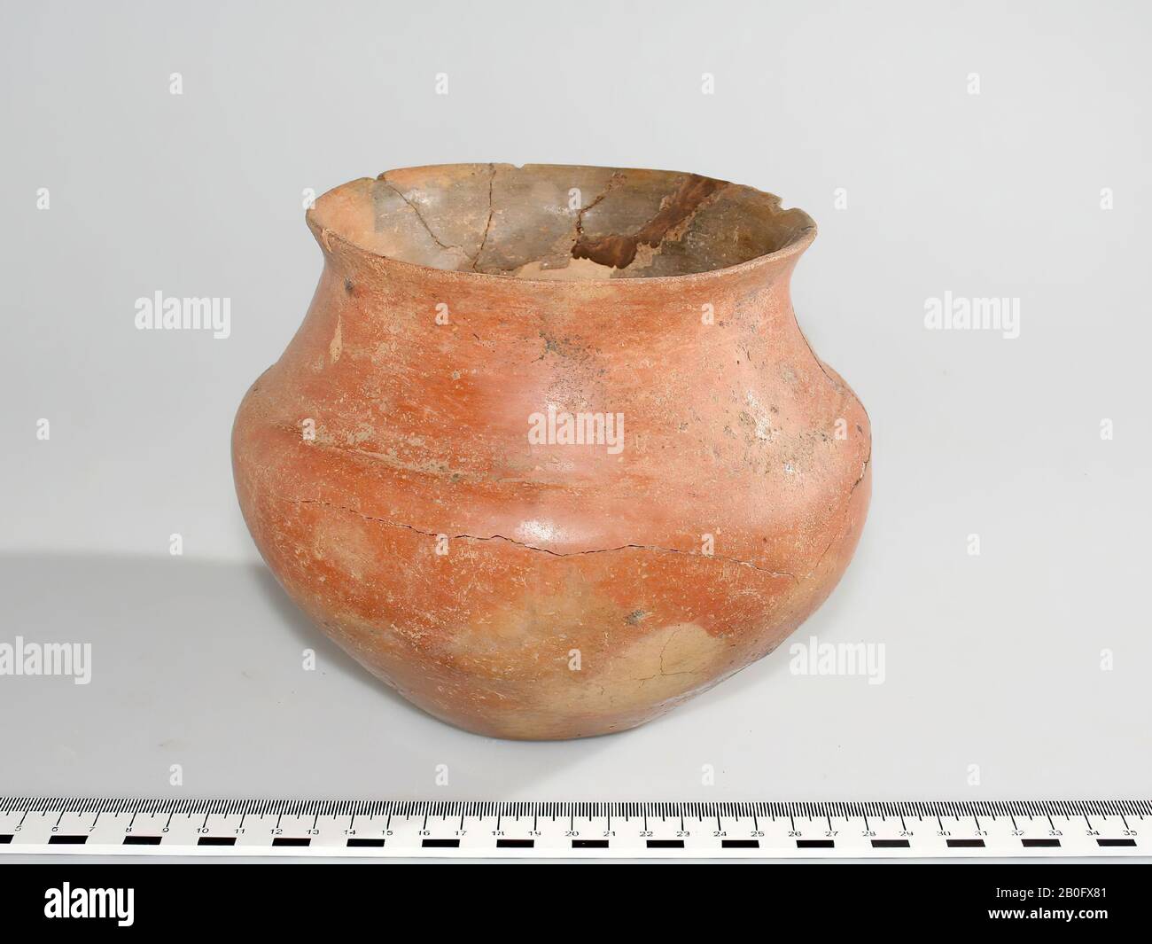 Cone neck pot hi-res stock photography and images - Alamy