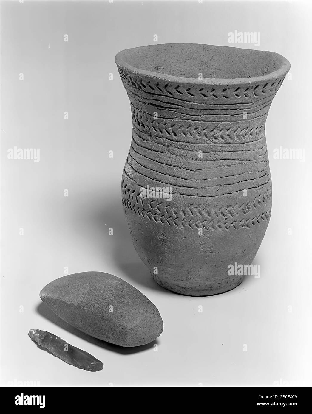 Triangular cross section hi-res stock photography and images - Alamy