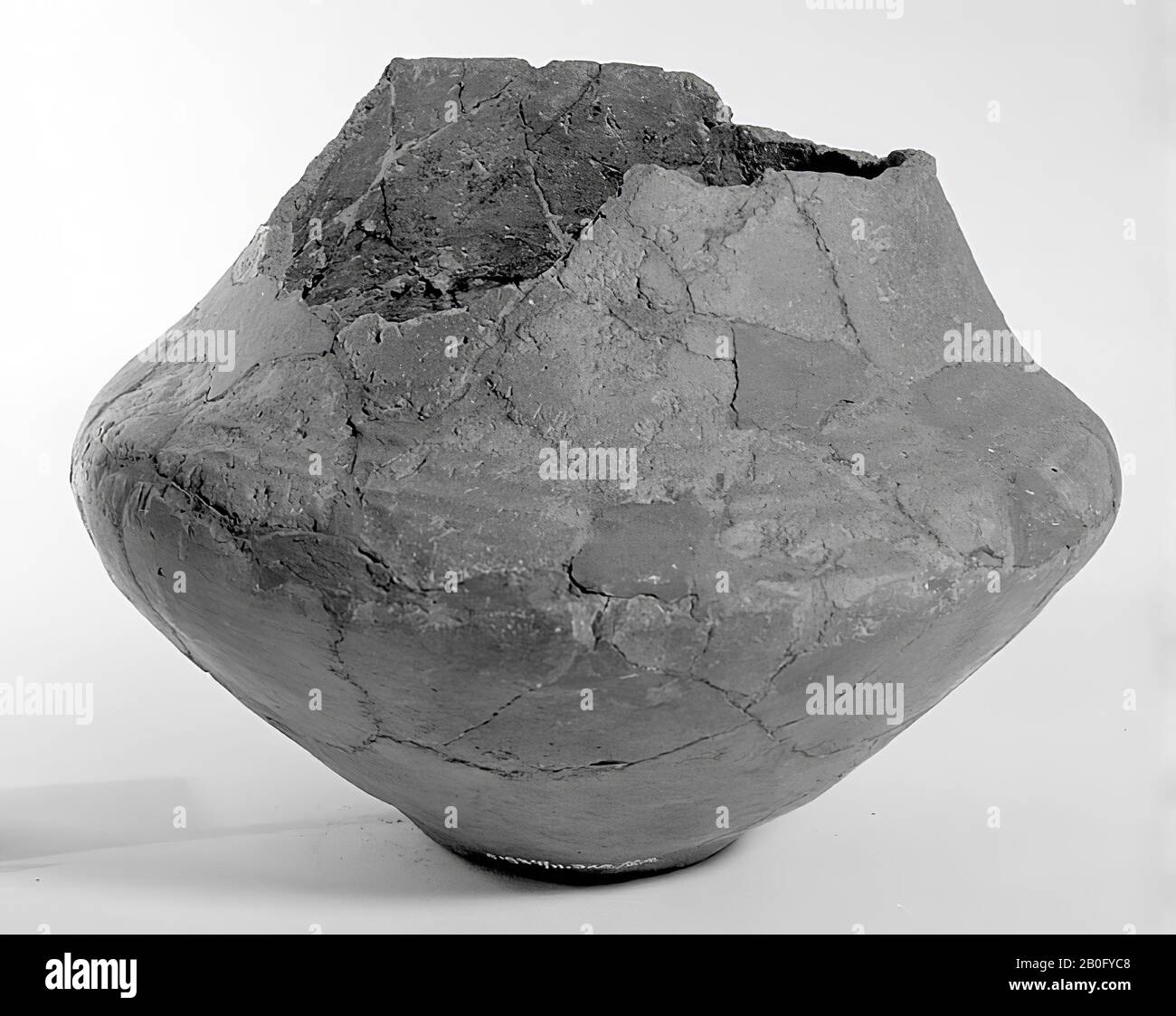 Shoulder four incised lines hi-res stock photography and images - Alamy