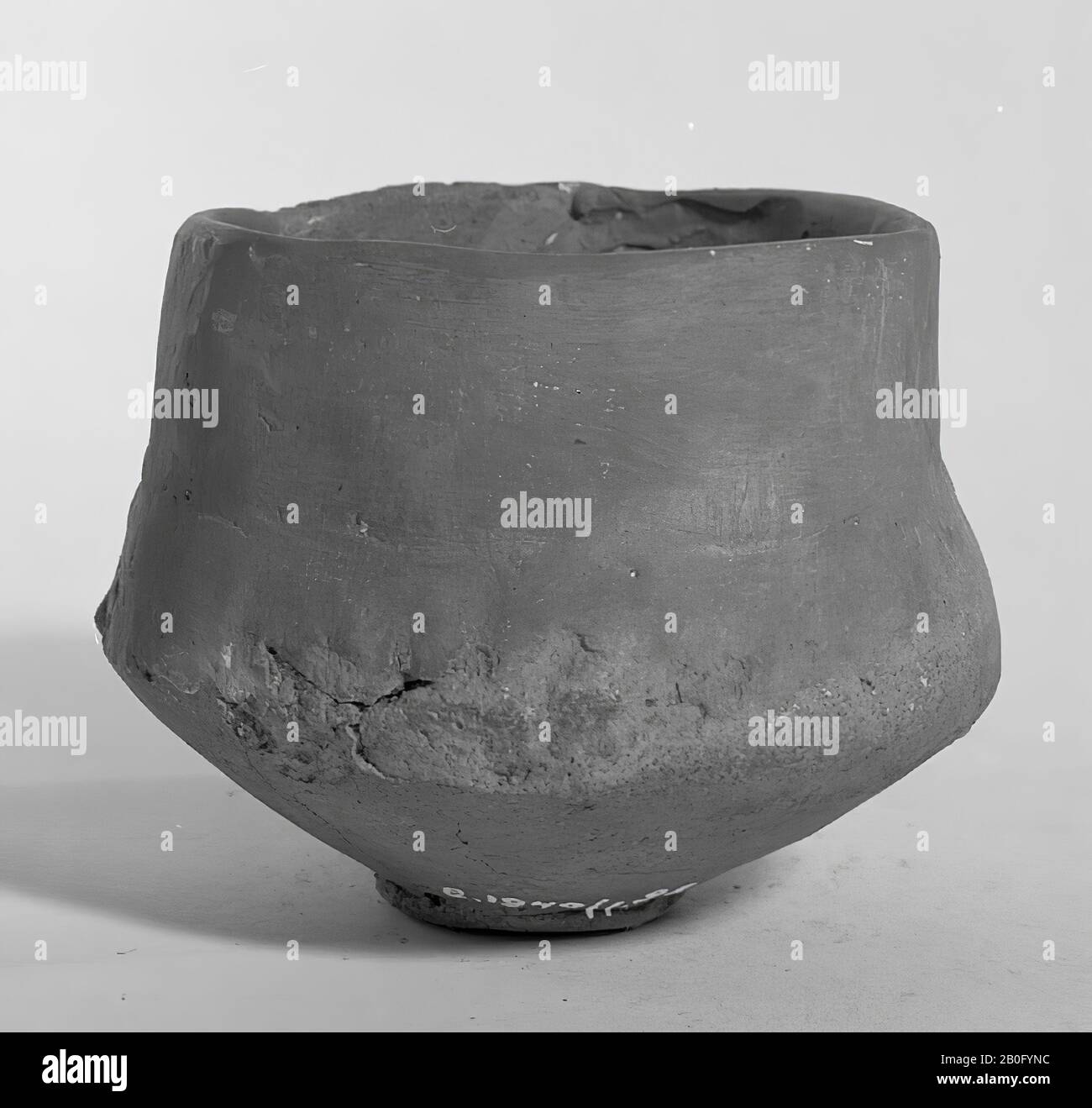 Terrine shaped pottery pot hi-res stock photography and images - Alamy