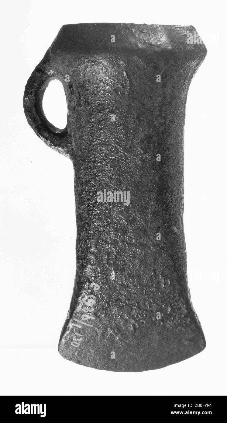 Hollow bronze ax hi-res stock photography and images - Alamy