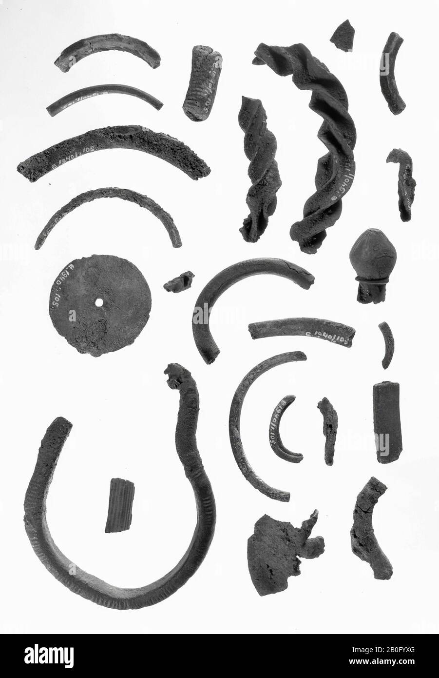 Large metal needles hi-res stock photography and images - Alamy