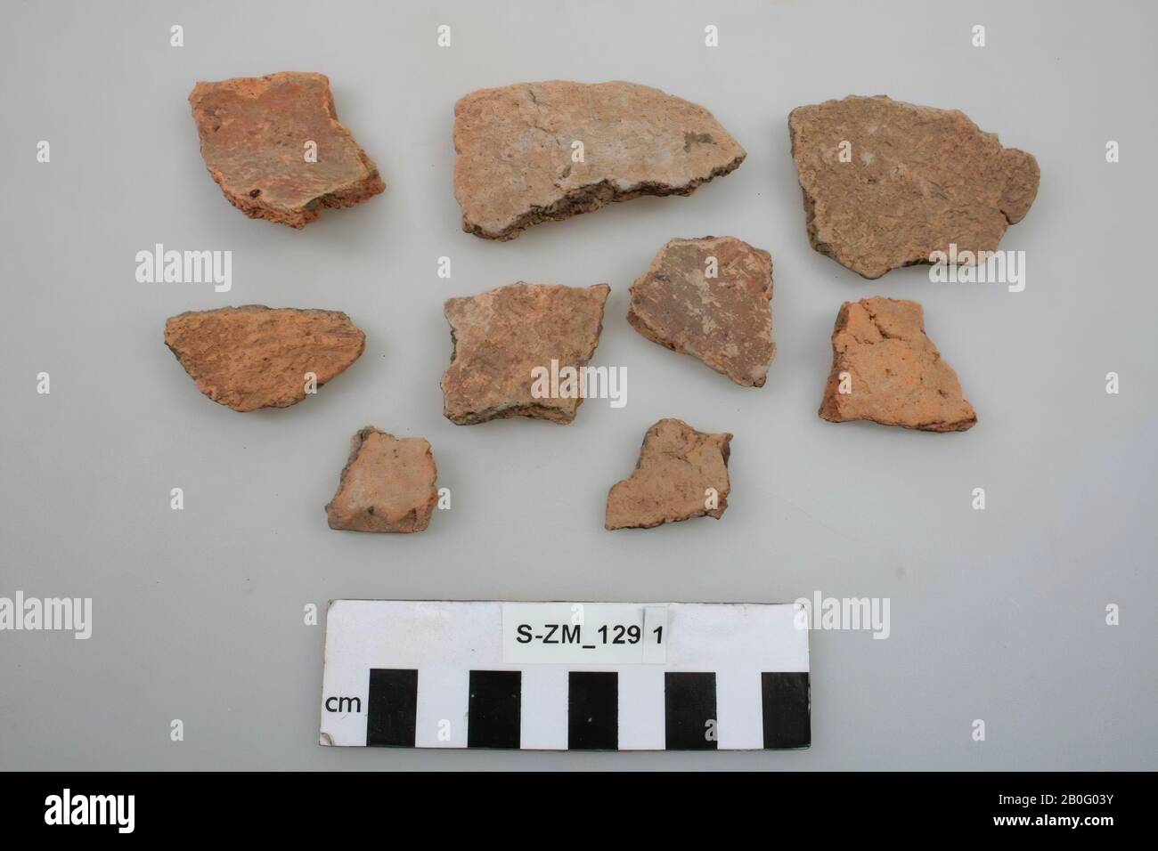 6 6 1 9 cm hi-res stock photography and images - Alamy