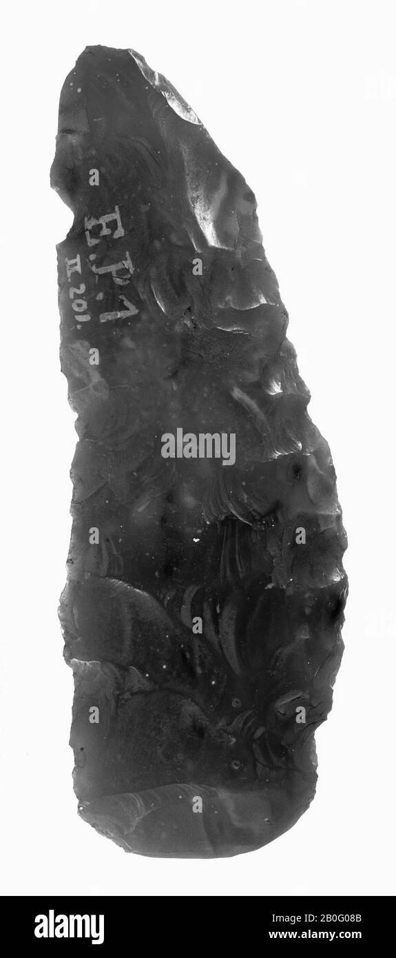 Sickle shaped knife hi-res stock photography and images - Alamy