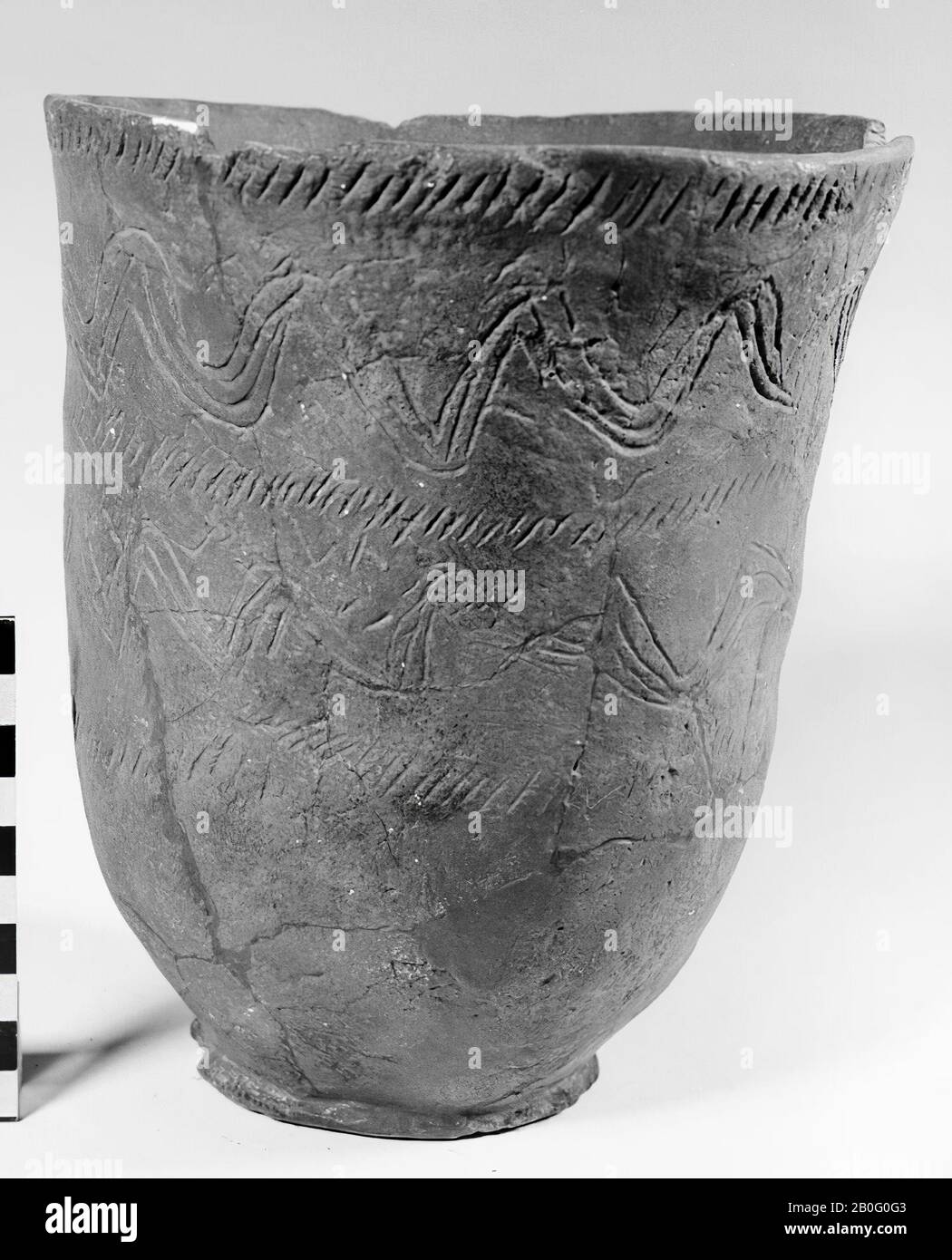 Coarse bell beaker hi-res stock photography and images - Alamy