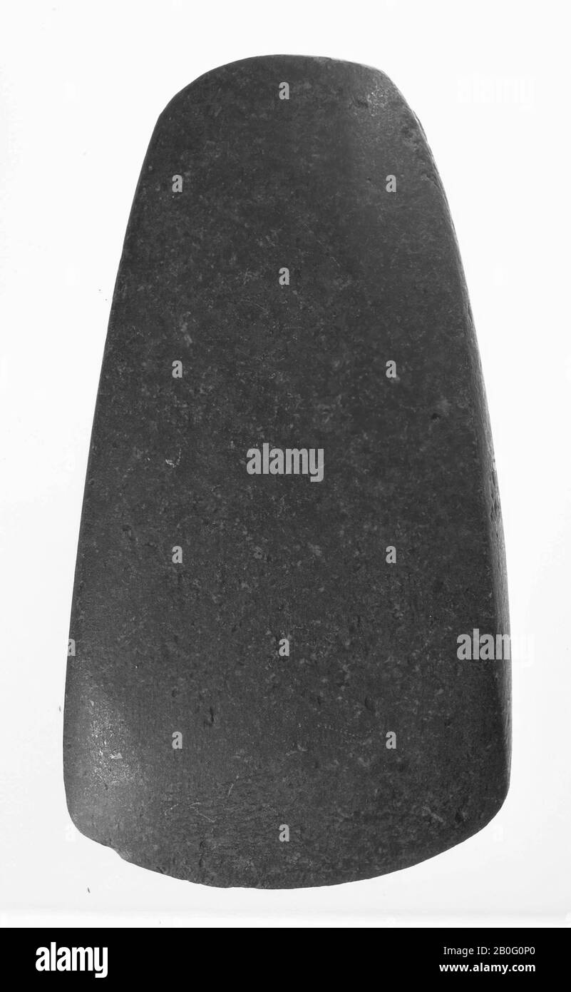 Neolithic cut ax of greenish speckled rock, ax, stone, 8,6 x 4,6 cm ...