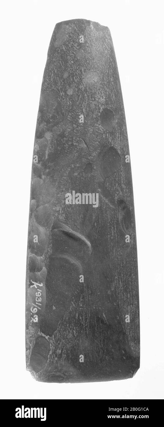 Elongated polished stone hi-res stock photography and images - Alamy