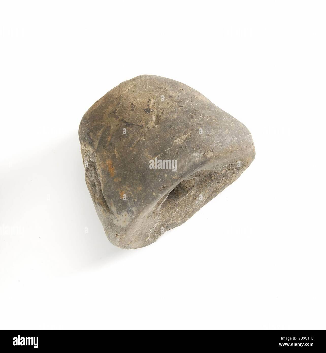 6 round pierced spin beads hi-res stock photography and images - Alamy