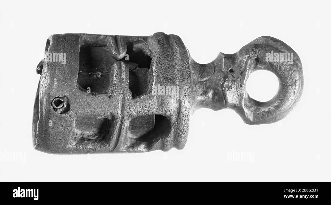 Neck shaped piece hi-res stock photography and images - Alamy