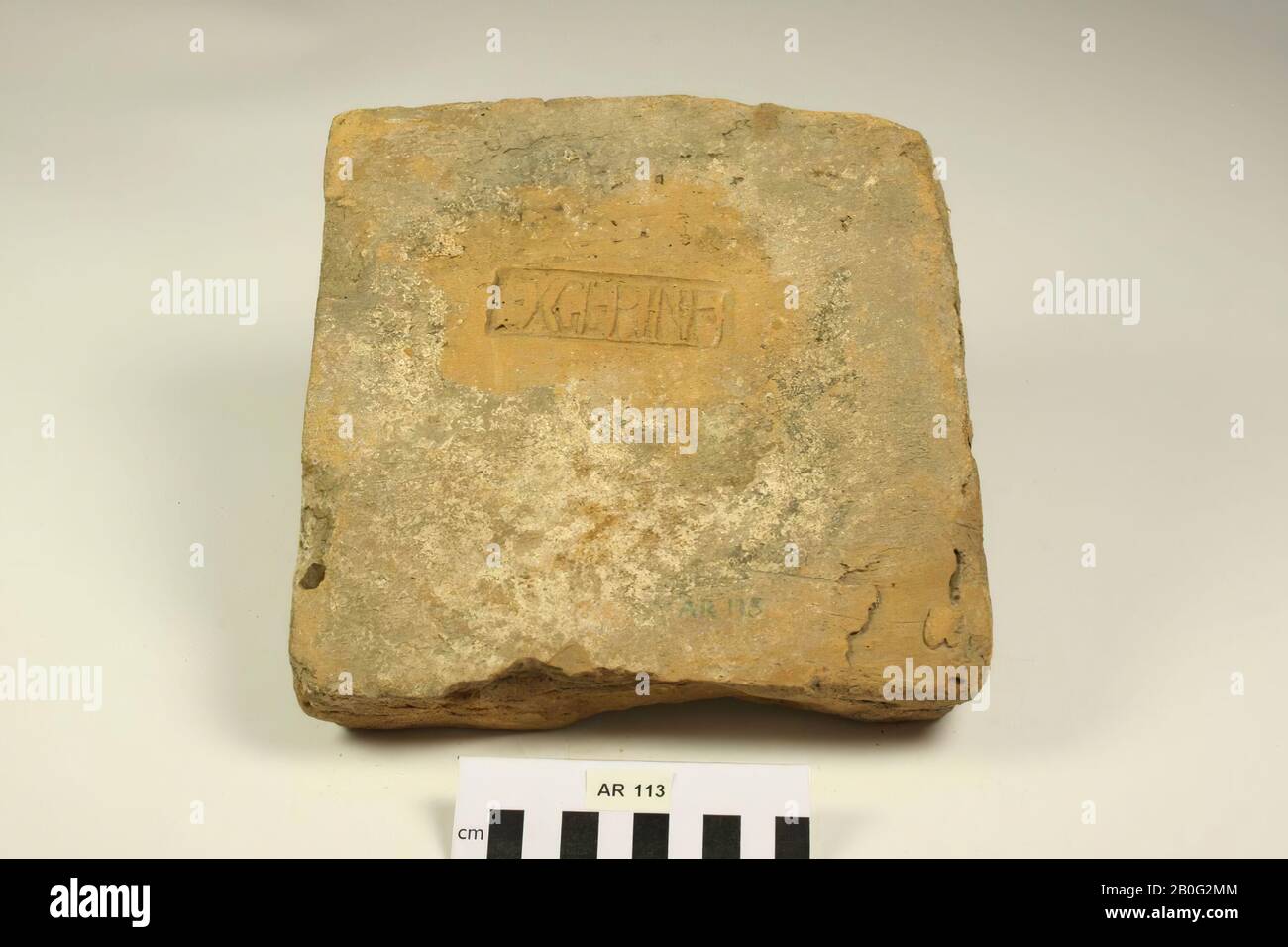 21 2 x 20 5 x 3 9 cm hi-res stock photography and images - Alamy