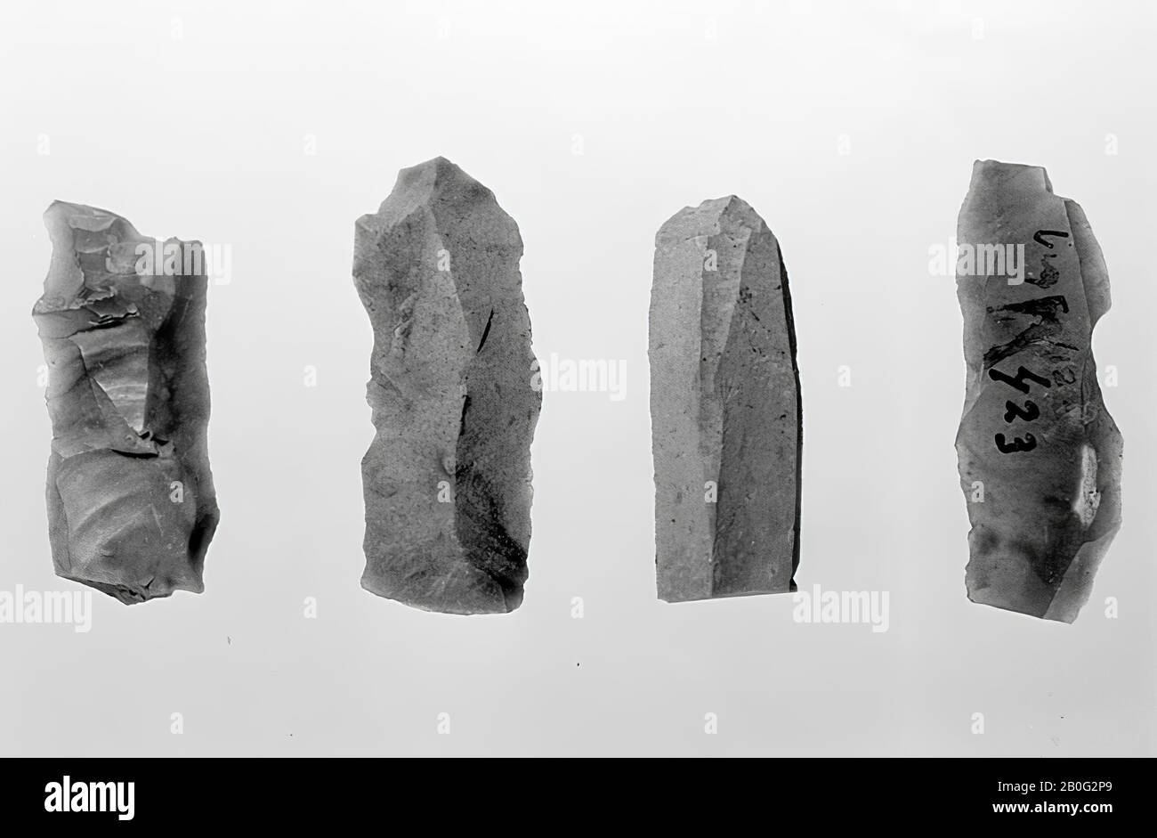 Flint stone hi-res stock photography and images - Alamy