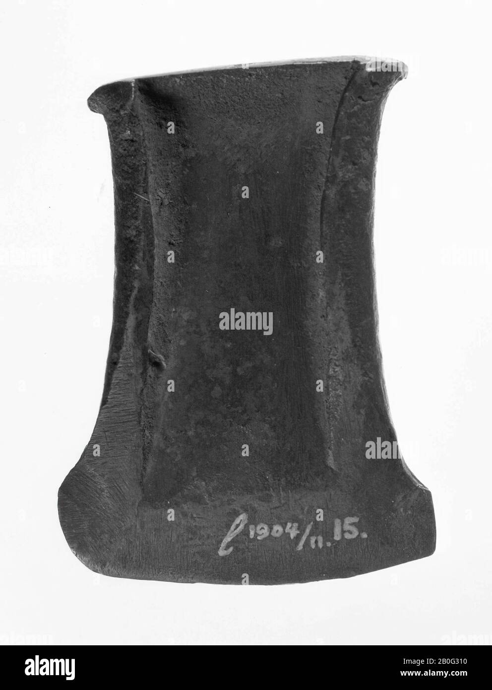 Bronze chisel hi-res stock photography and images - Alamy