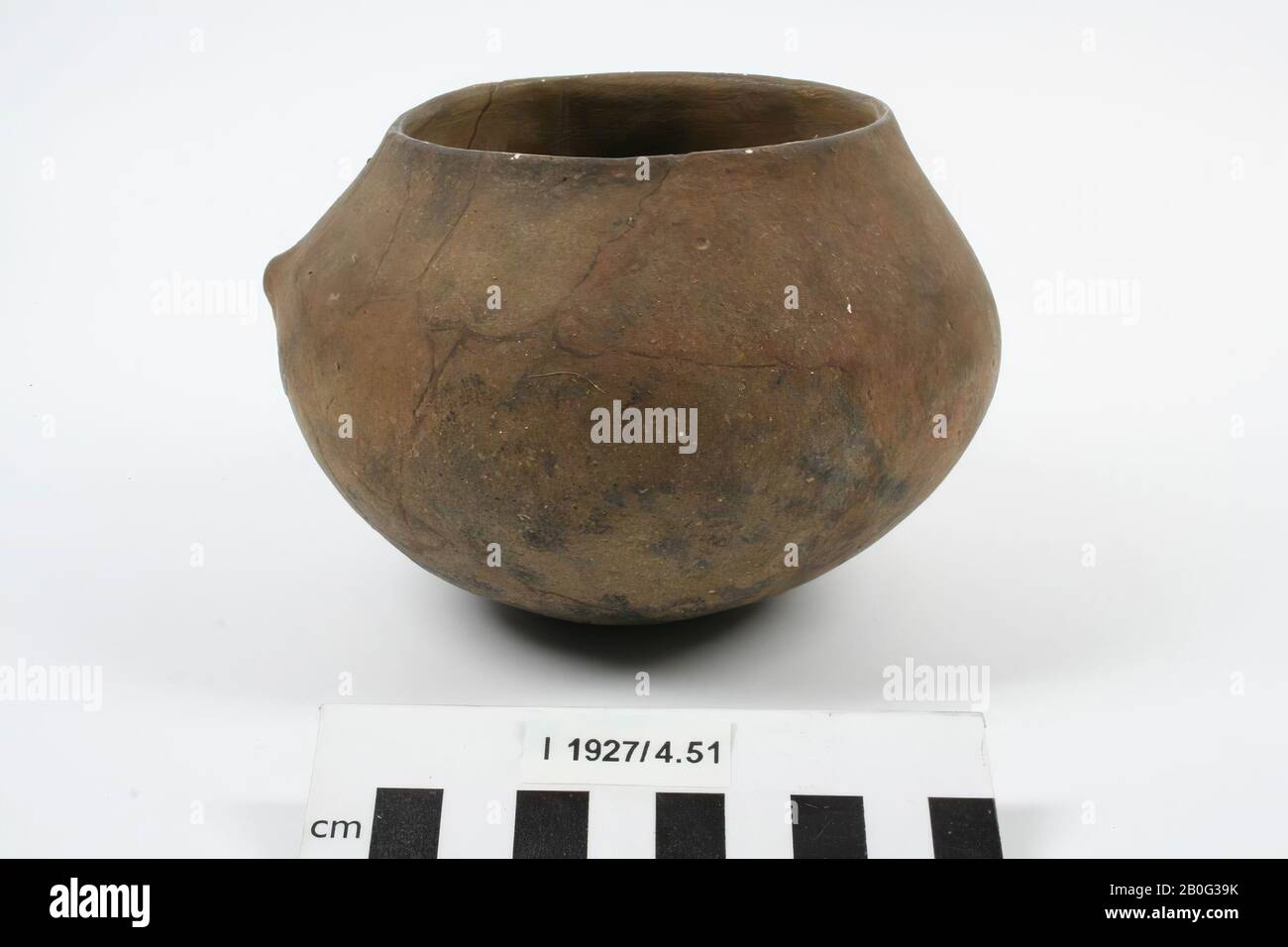Plaster cast of a pot with ear of band ceramics. A few chips from the ...