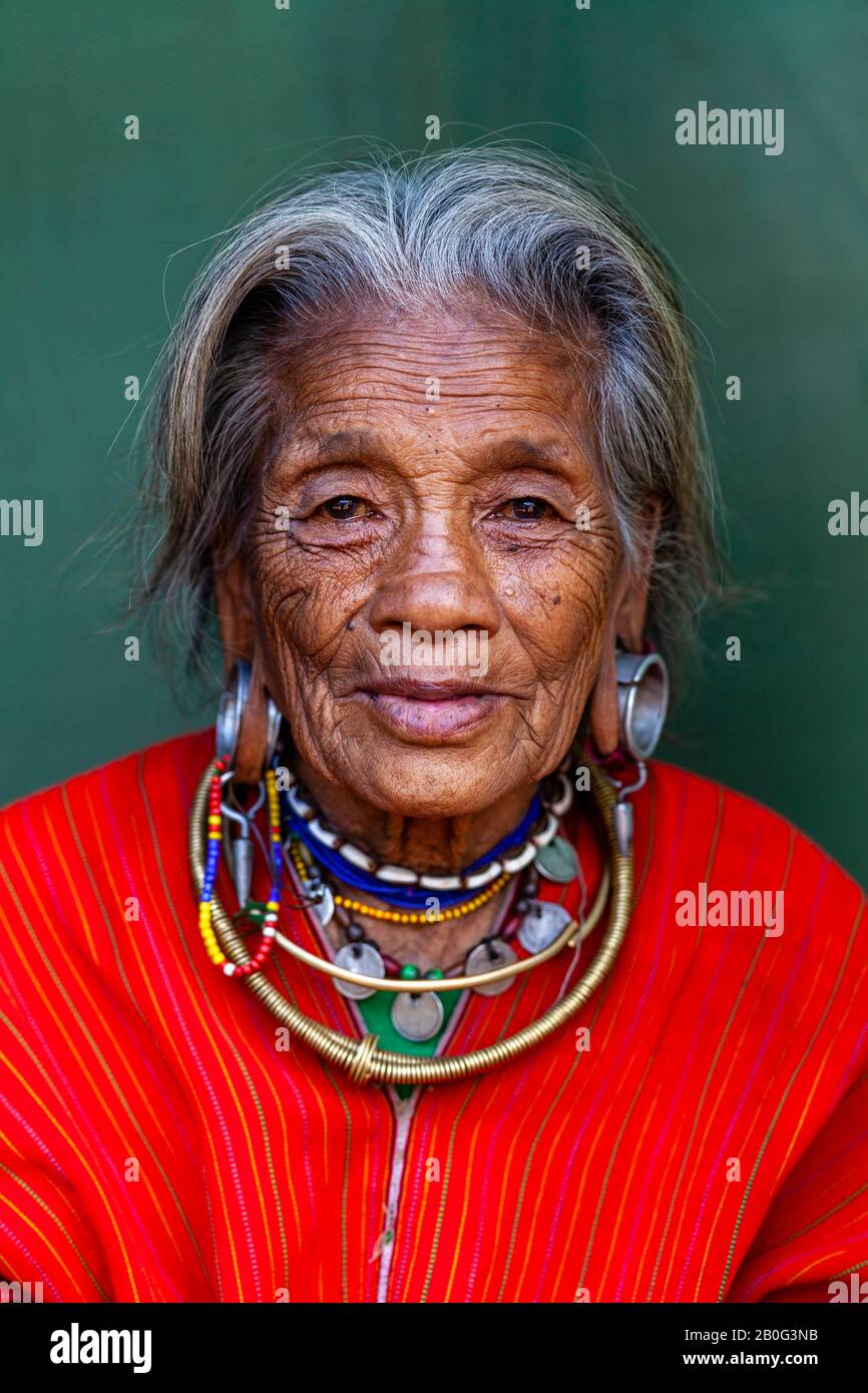 Kayaw tribe hi-res stock photography and images - Alamy