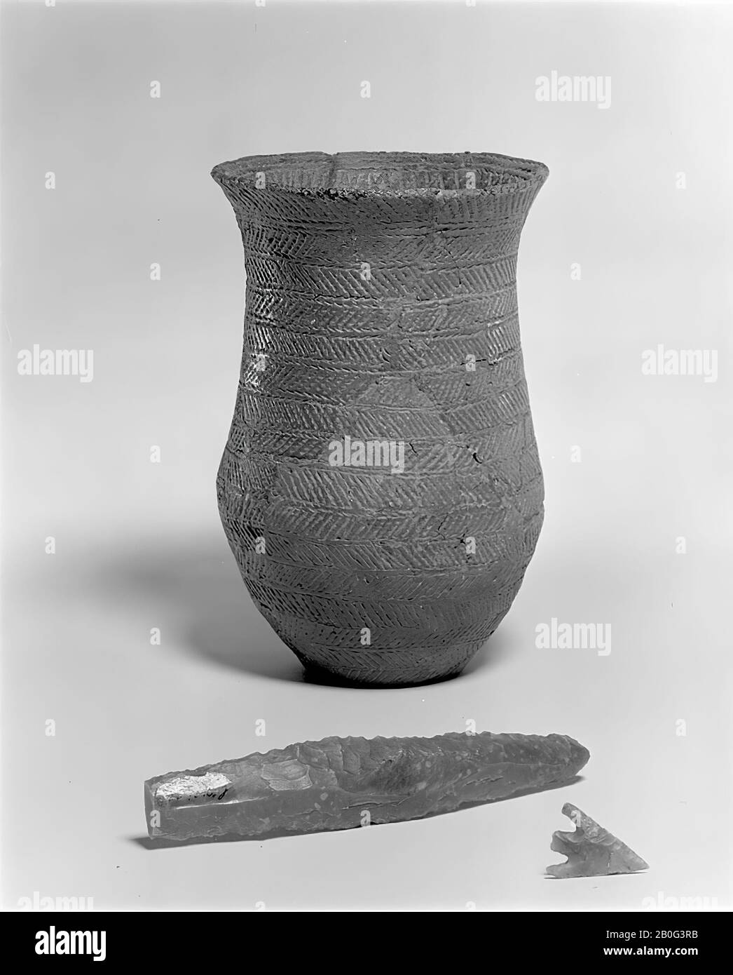 arrowhead with two barbs, gray flint, arrowhead, stone, flint, 3 x 2 cm ...