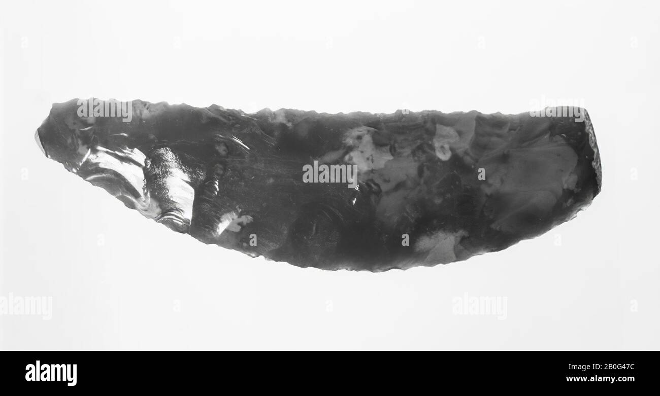 Sickle of flint, sickle, stone, flint, 16 x 4,5 x 2 cm, Denmark Stock ...