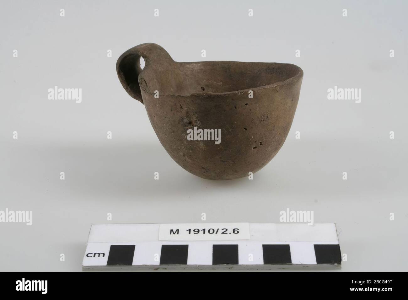 6 8 9 1 cm hi-res stock photography and images - Alamy