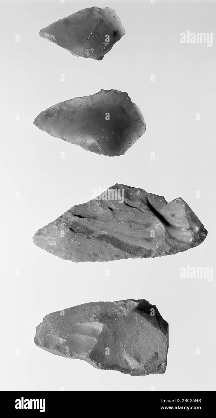 Stone arrow points hi-res stock photography and images - Alamy