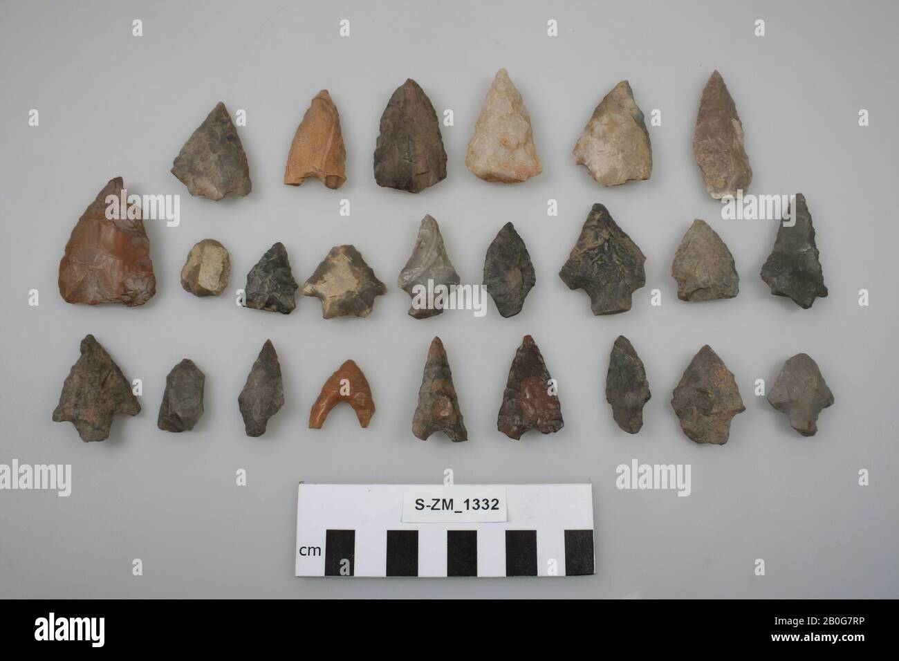 24 flint tools hi-res stock photography and images - Alamy