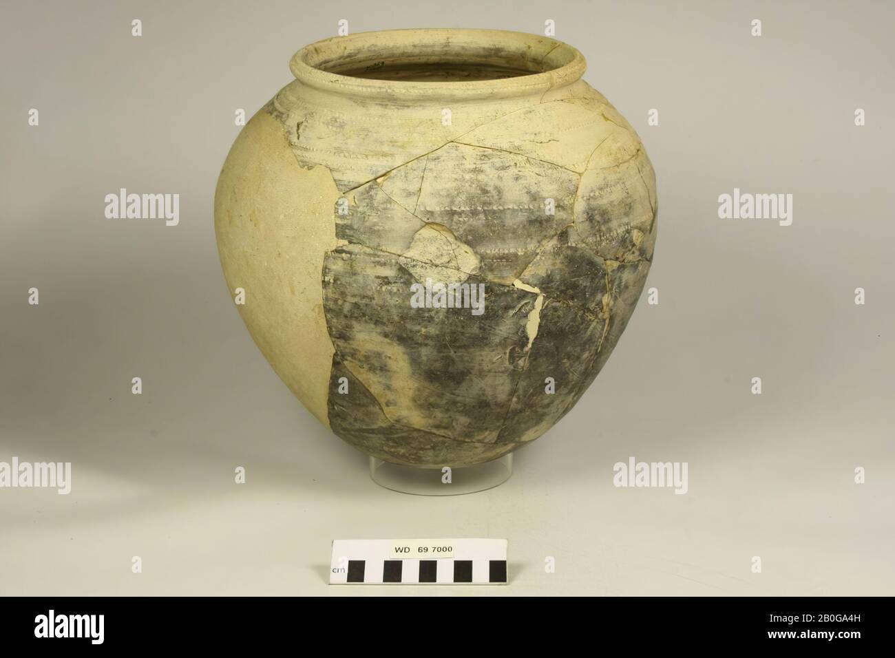 Pot of Badorf pottery. Unstable bonding and additions., Pot ...