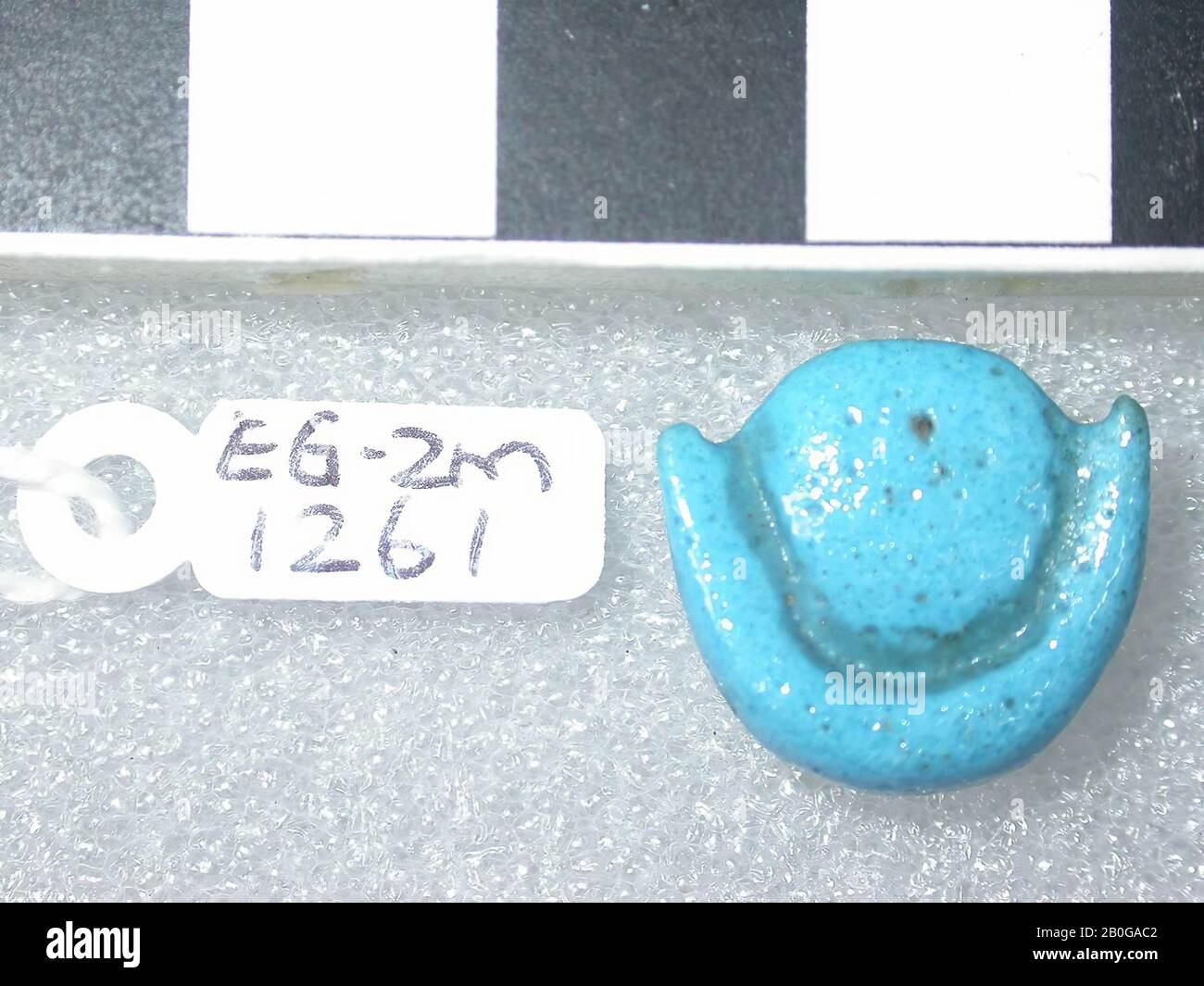 Crescent moon amulet hi-res stock photography and images - Alamy