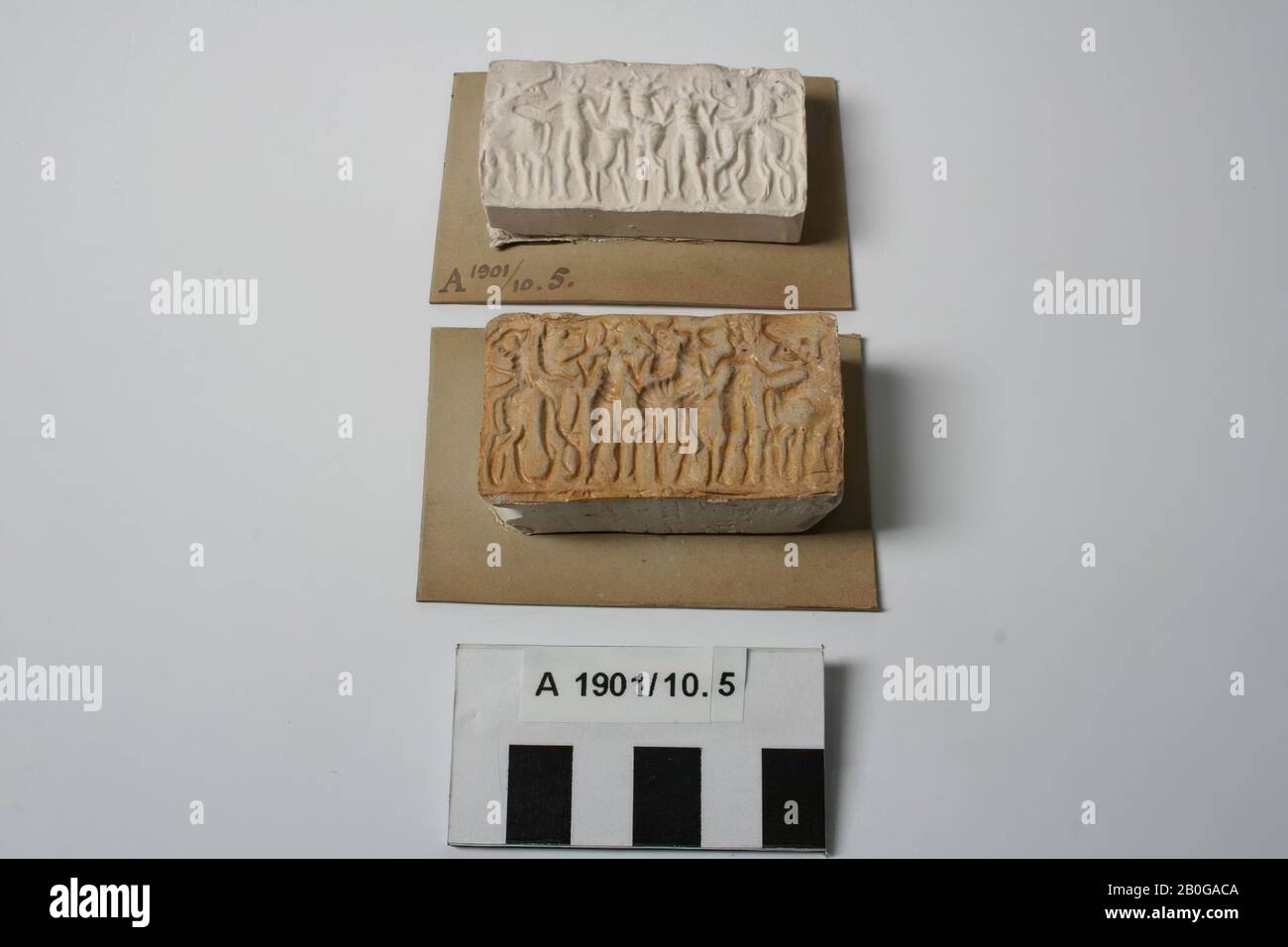 casting, impression, cylinder seal, sulfur, plaster, 3.2 x 5.8 x 2.6 cm ...
