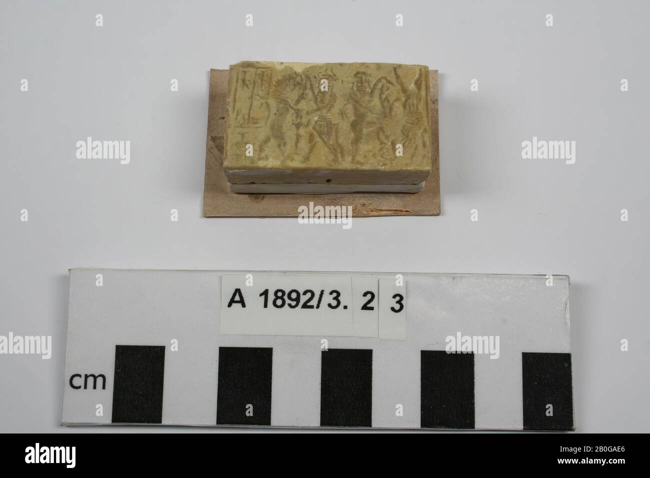 Gypsum cylinder hi-res stock photography and images - Alamy